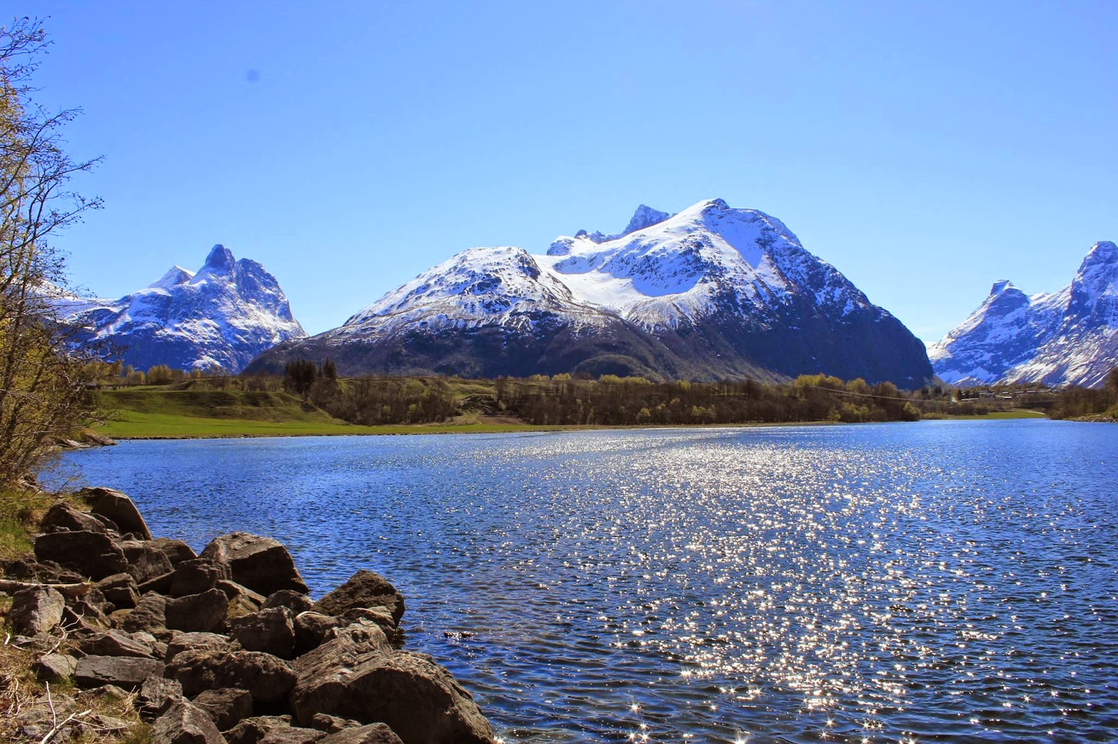 Sociolatte: Spring in Norway