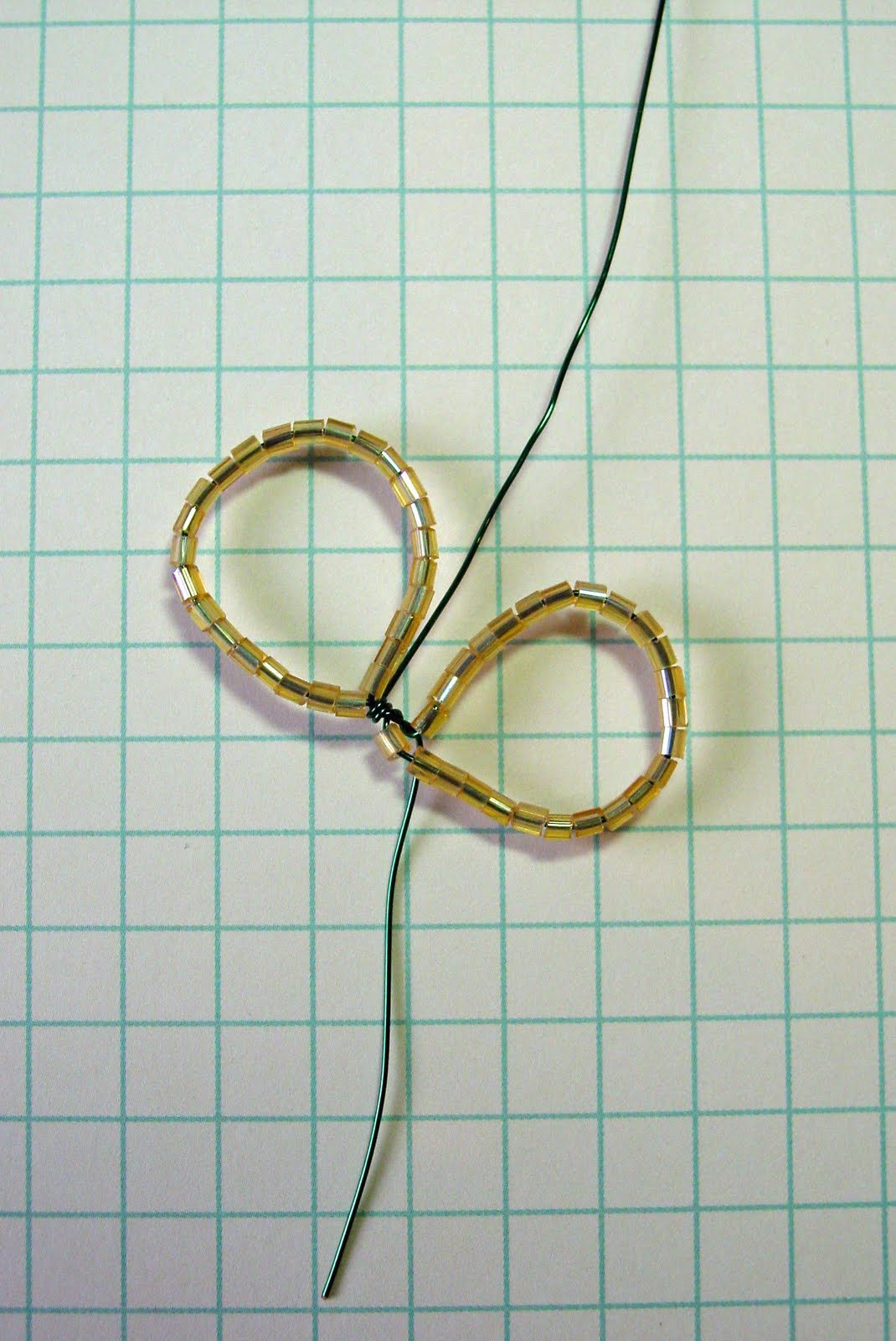 a Good Life: bubbly scrumptious update...simple wire flower tutorial