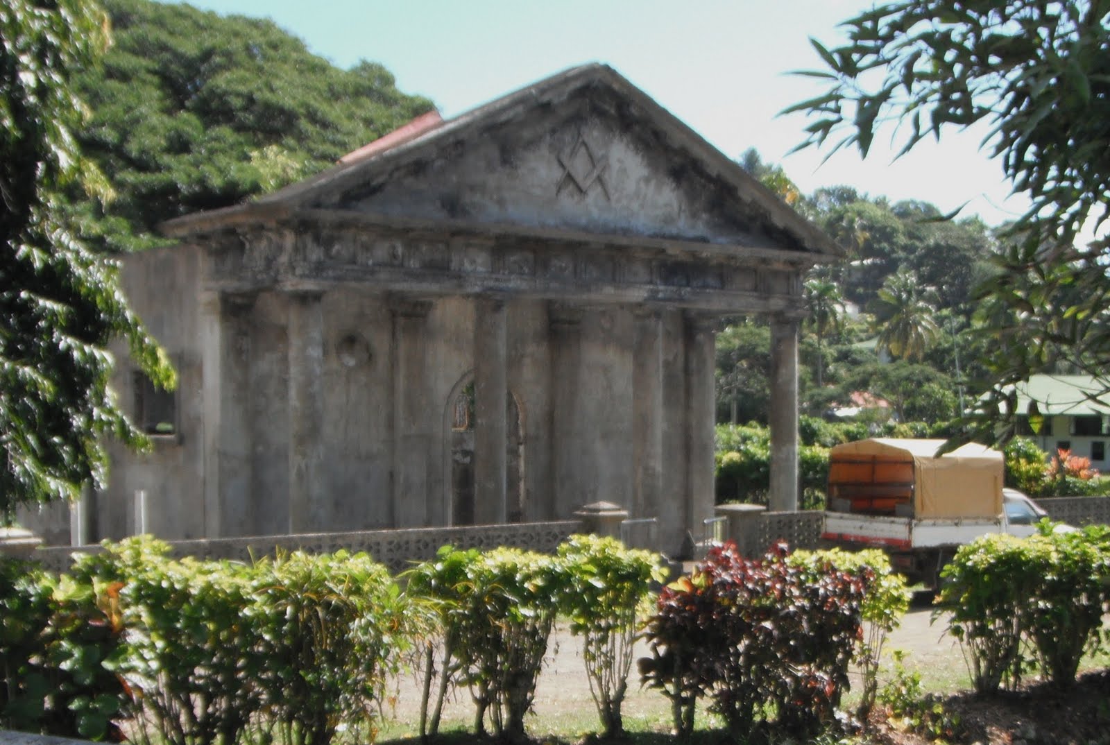 SV Jarana: Levuka, old colonial capital of Fiji