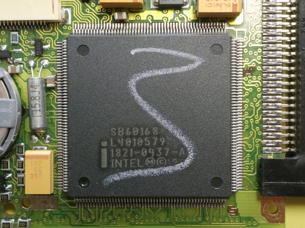 BugWorkShop - 甲蟲工作室: HP（惠普）100LX 掌上電腦（Palmtop PC）PCB板 - 拆解（三）