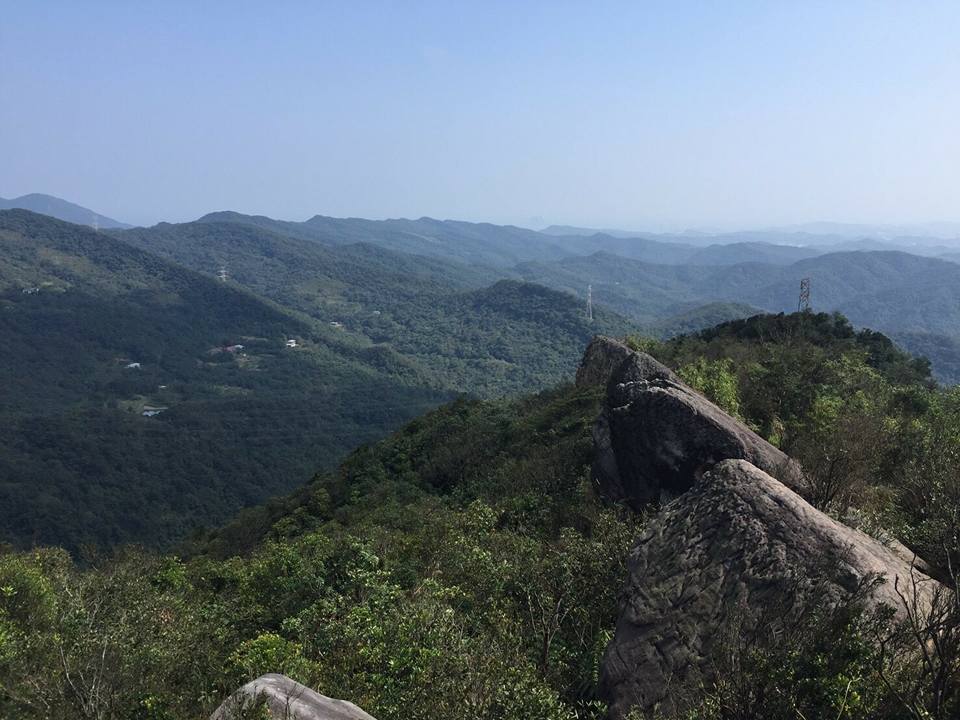 Kidd in Asia: Hiking Dream Lake and Xin Mountain