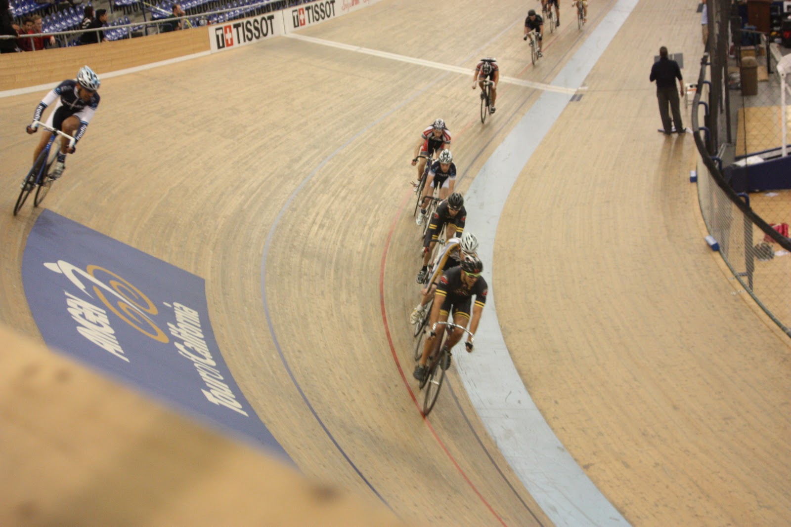 The ClaremontCyclist: An afternoon at the Los Angeles Velodrome...