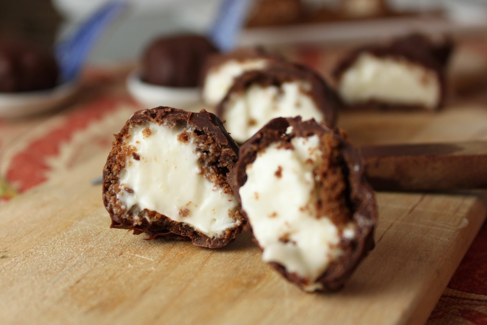 Fat and Happy Blog: Recipe Swap: Ginger Molasses Frozen Cheesecake Nibs