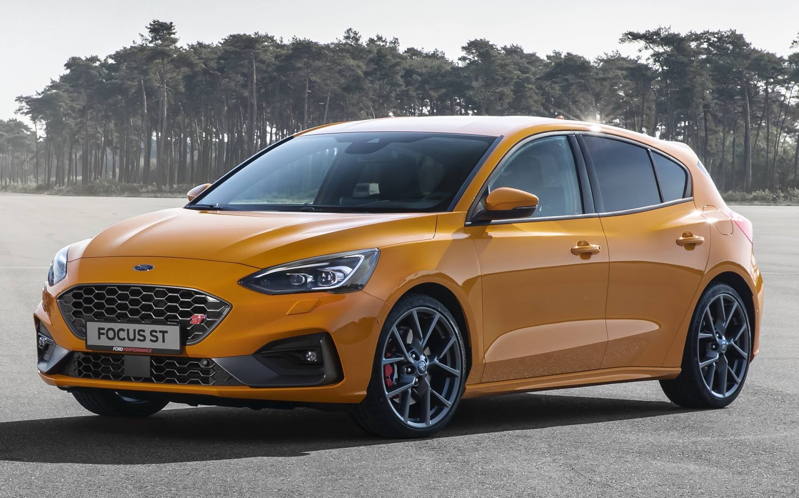Ford Focus ST 2.3 EcoBoost 2020: performance e consumo