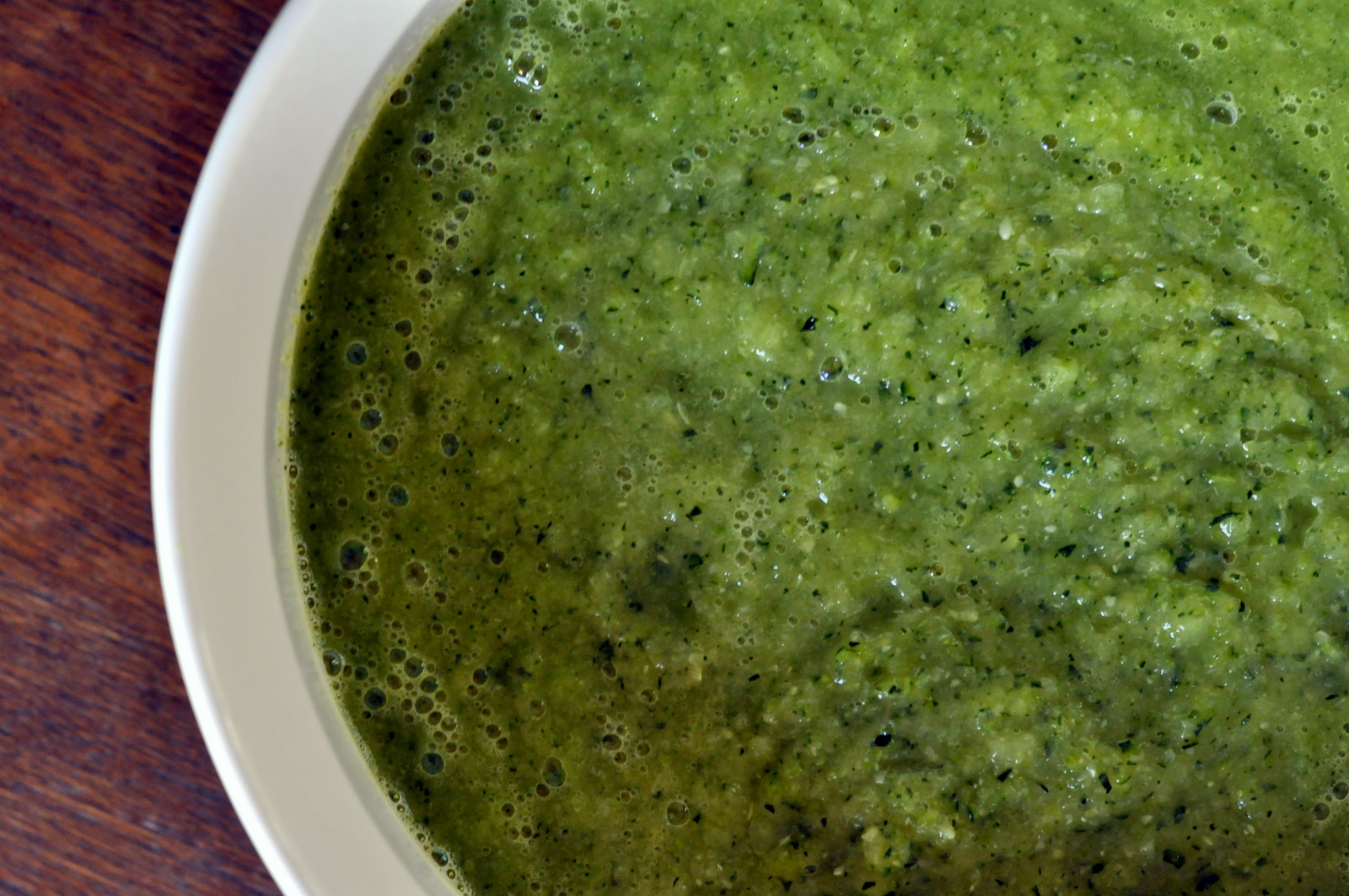 How To: Make and Freeze Homemade Baby Food {Zucchini Purée}