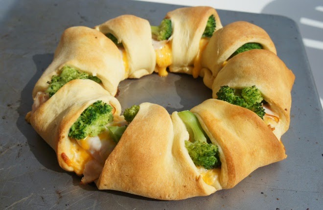 Chicken broccoli crescent rolls recipe
