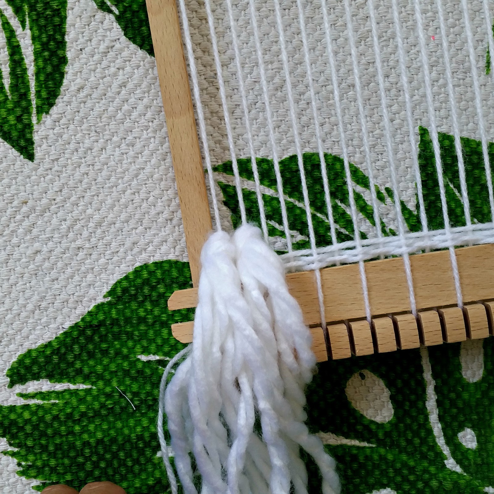 cupcake cutie: How to weave: Free step-by-step tutorial