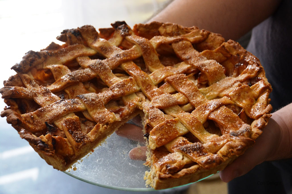 Con DeLight עם תענוג - אוכל, טיולים ועוד: Irresistible homemade apple pie