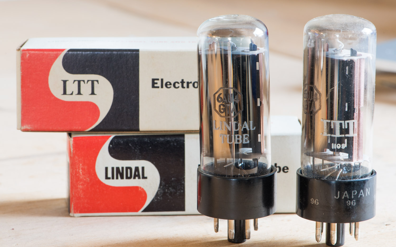 VinylSavor: Tube of the Month : The 6AU4