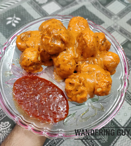 VEG - FRIED GRAVY MOMOS