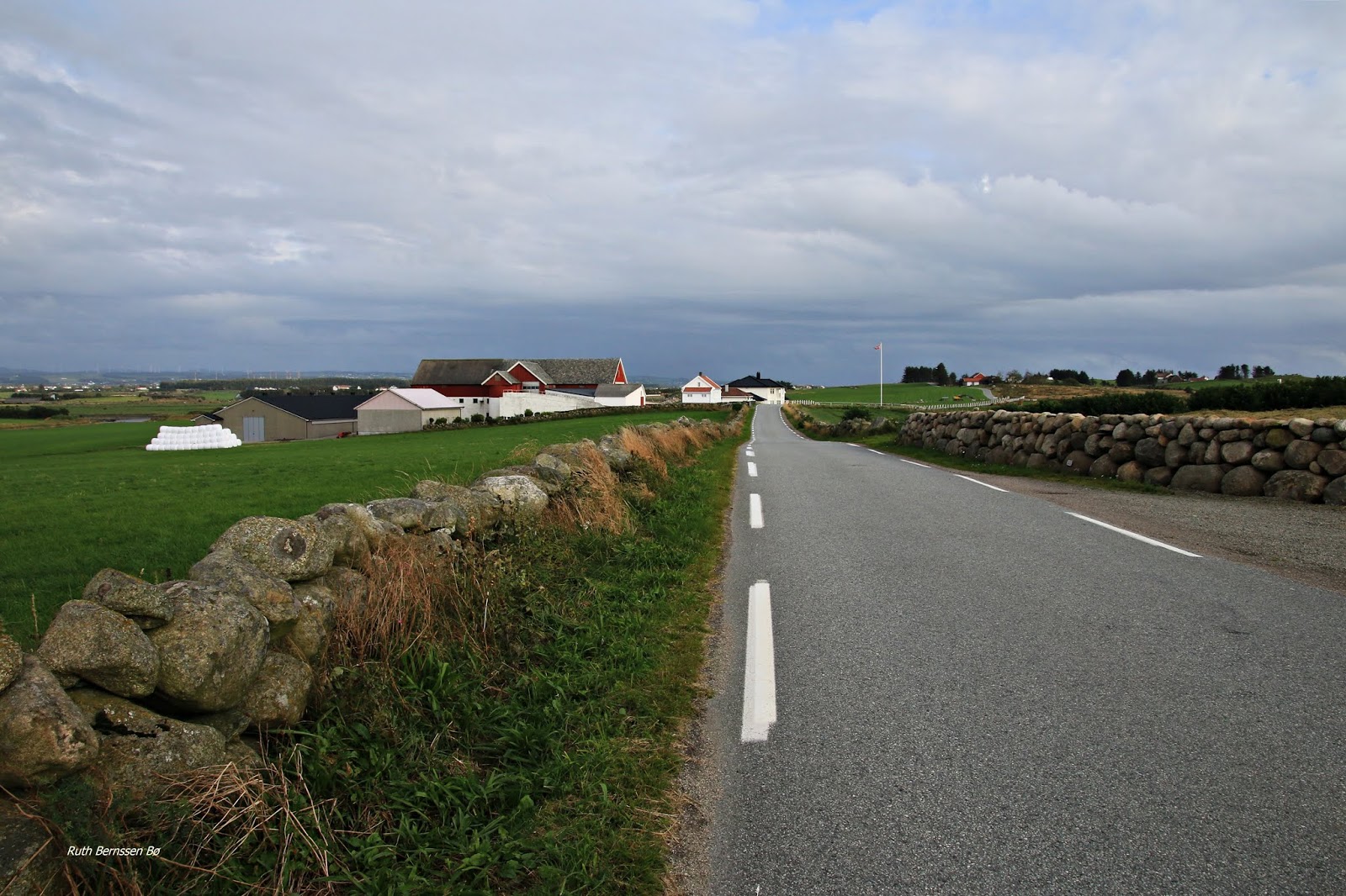 solsikken: Sykkeltur under vekslende skydekke