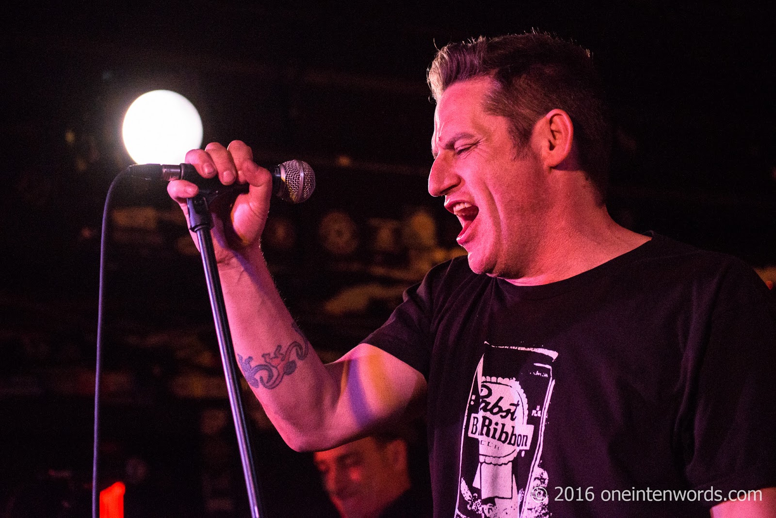 one in ten words: Rusty at The Horseshoe Tavern - Concert Pictures