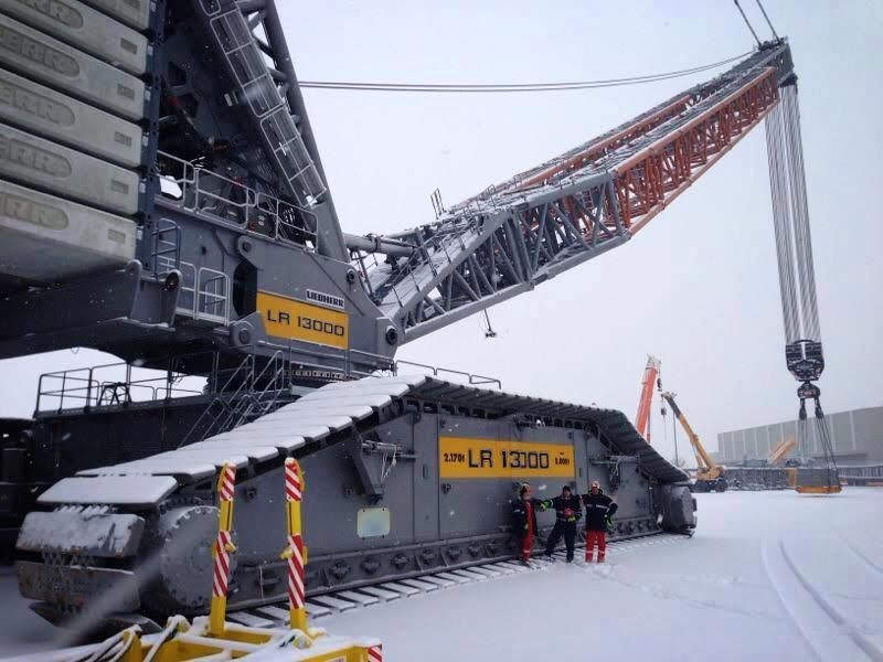 mega crane