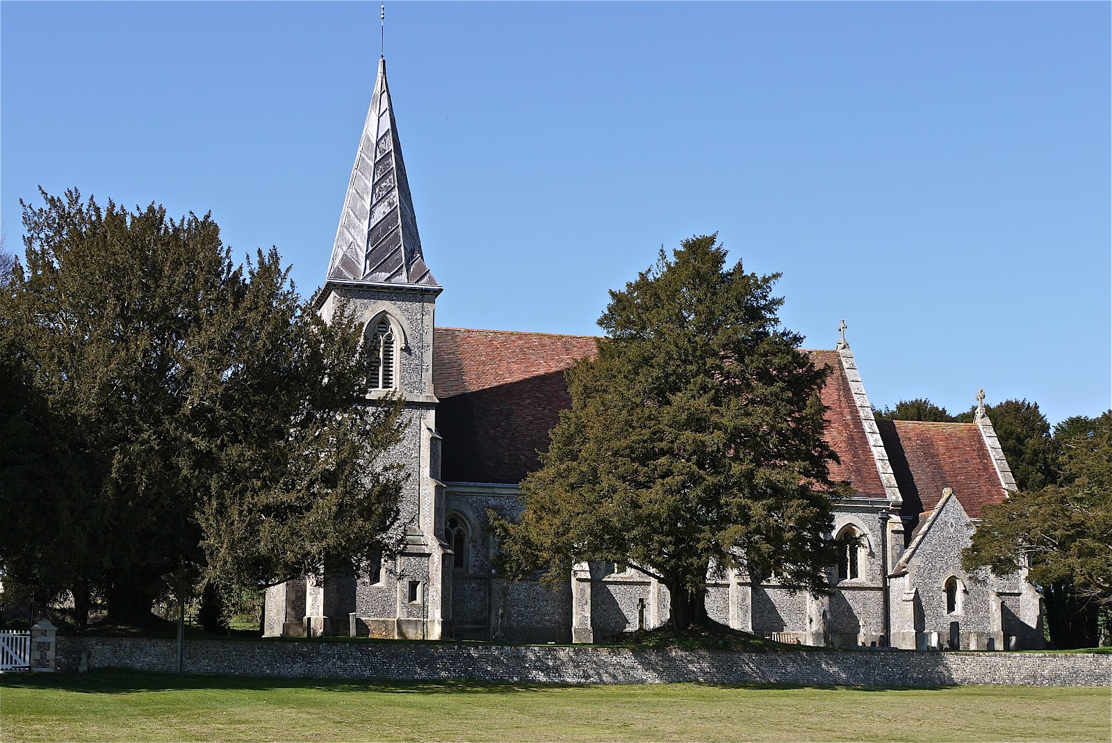 Walking in the country: Breach Farm Cottages to Brown Candover ...