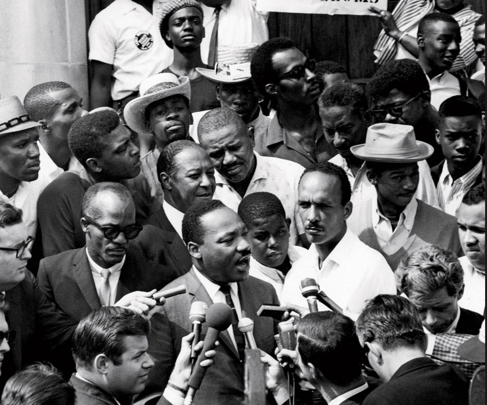 September 15, 1966 -- Dr. King Takes on the Merchants | Connecting the ...