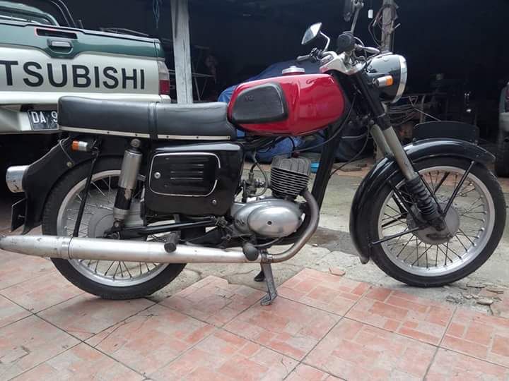 LAPAK MOTOR ANTIK : Jual 2 Motor Antik BSA Bantam Dan MZ125 | LAPAK ...