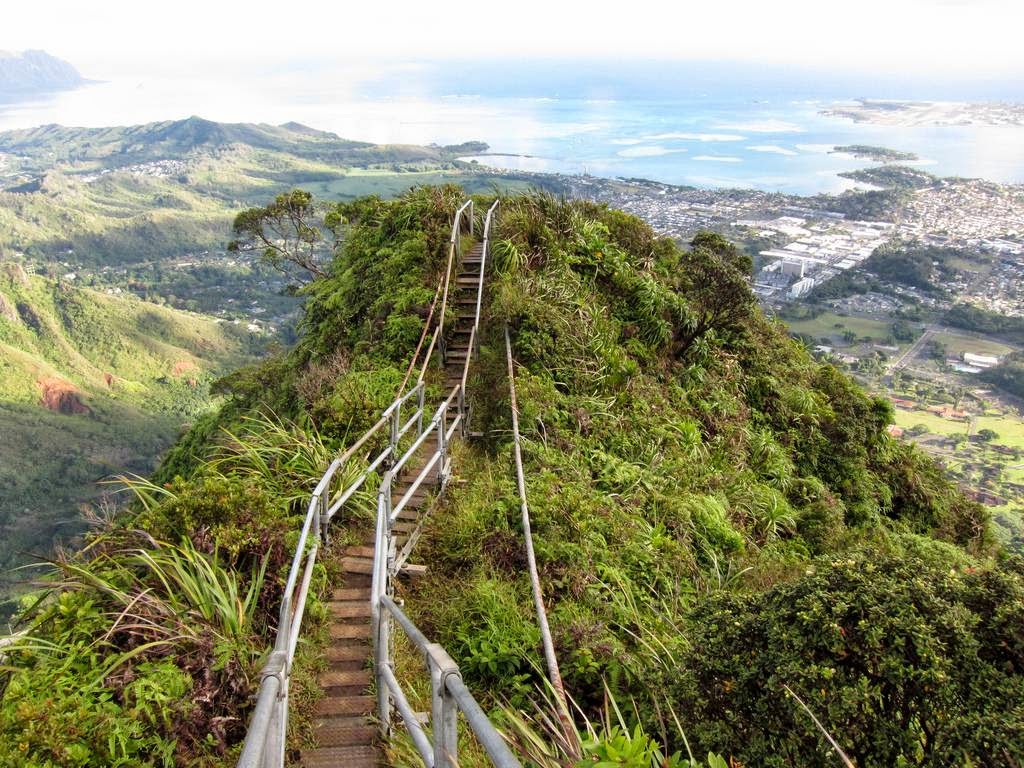 The Haiku Stairs: Hawaii’s Forbidden Stairway to Heaven ~ Kuriositas
