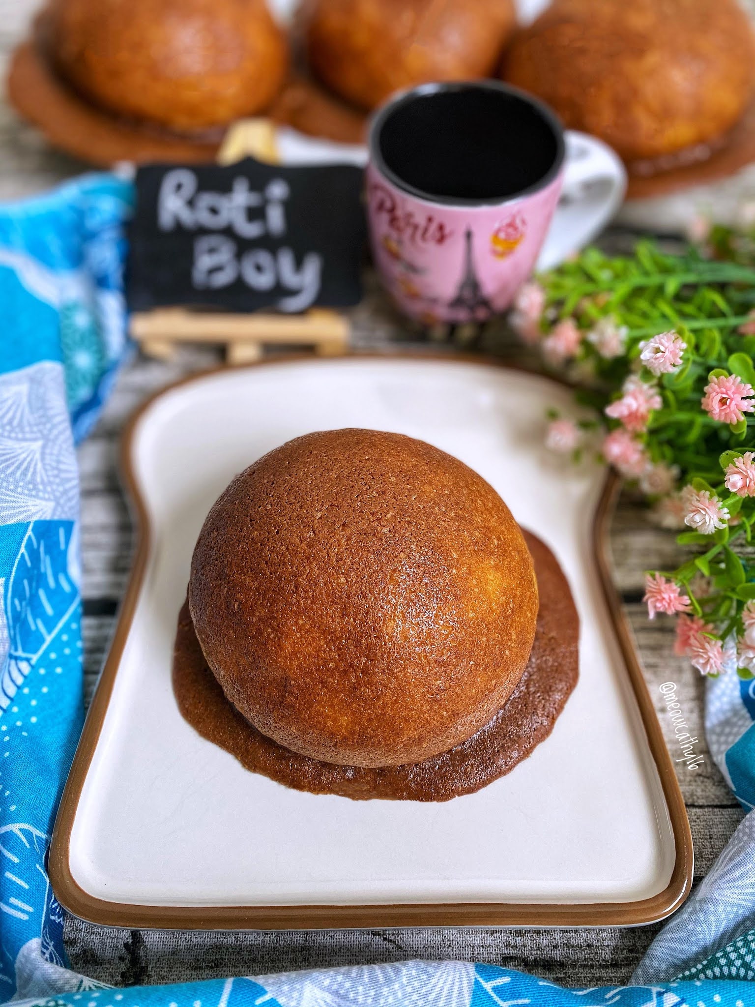 cathy's joy: Roti Boy