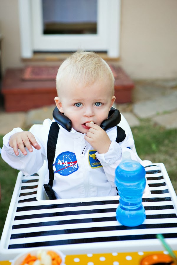 Meg Designs: Happy Halloween!