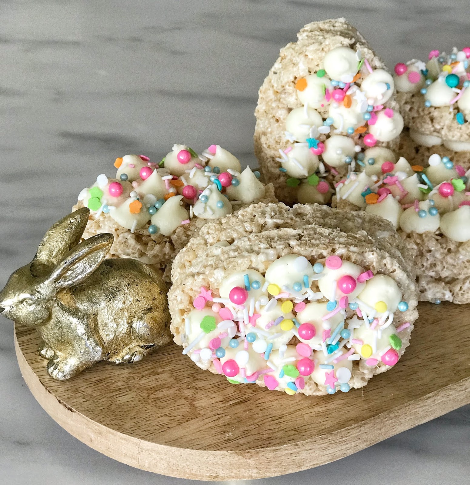 Rice Krispie Easter Egg Cakes - Purple Chocolat Home
