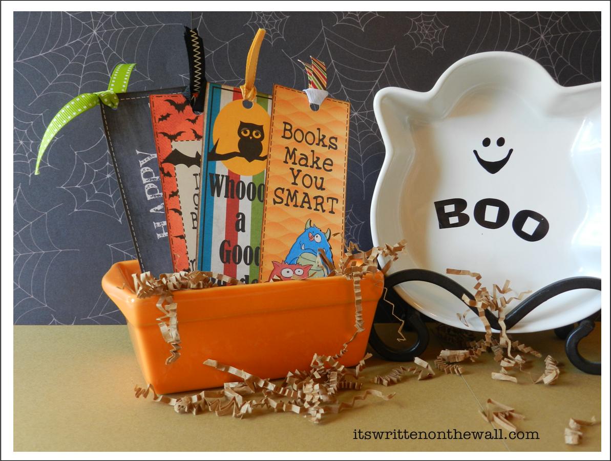 It's Written on the Wall: 12 Halloween Book Marks-Party Favor for ...