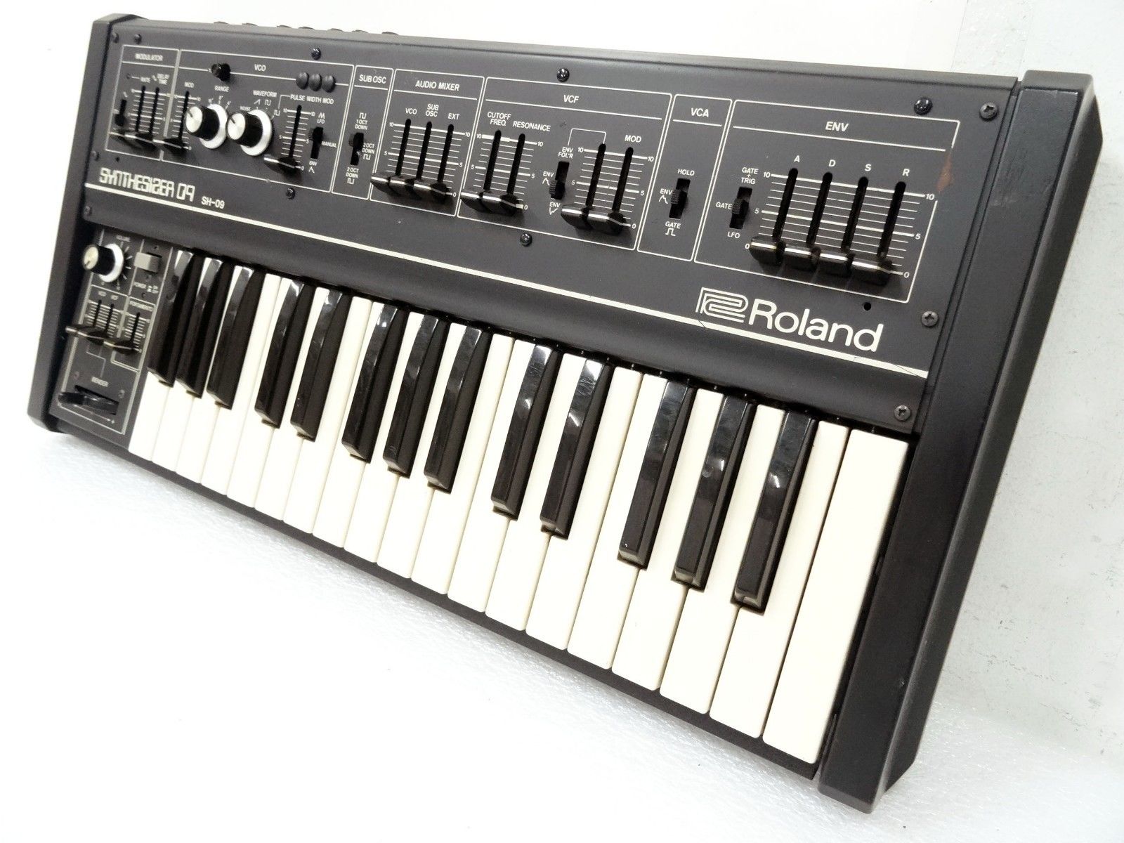 MATRIXSYNTH: ROLAND SH-09 Vintage Analog Synthesizer SN 044599 with ...