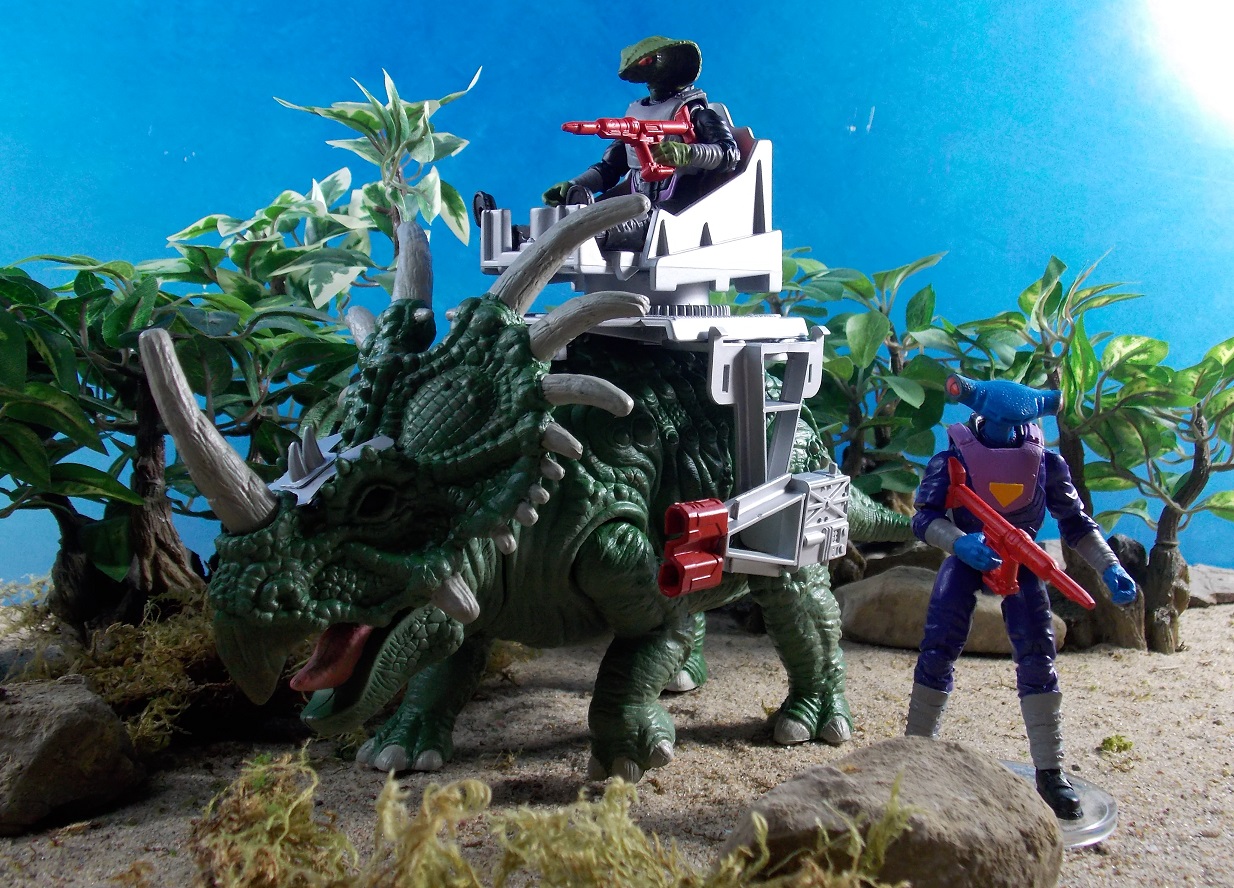 PHX Customs: STYRACOSAURUS with RASP and HAMMERHEAD - Dino-Riders