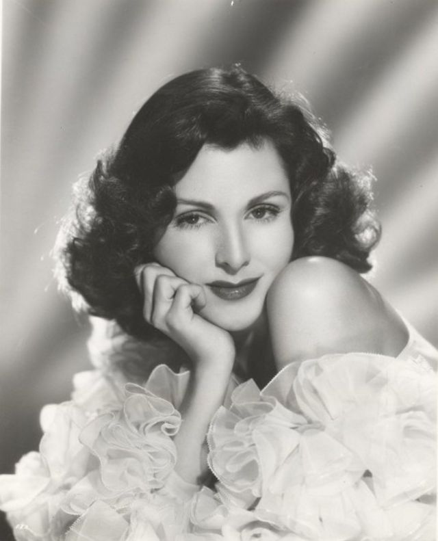 40 Glamorous Photos of Frances Dee in the 1930s and ’40s ~ Vintage Everyday