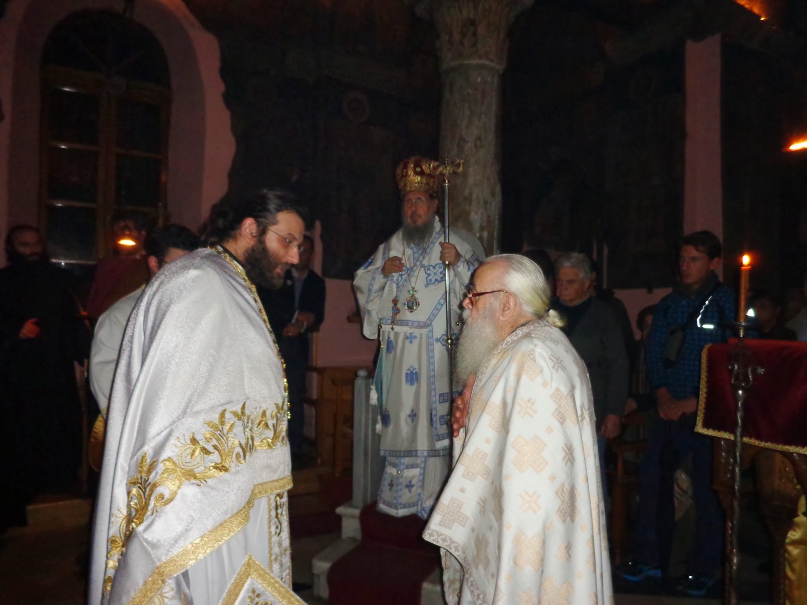 Ἱ.Μονή Ἀσωμάτων Πετράκη: Ιερά Αγρυπνία είς το καθολικό της Ιεράς Μονής ...