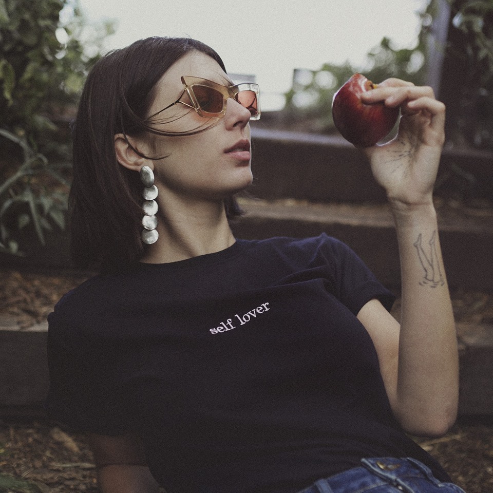 Pauer: indumentaria que difunde el mensaje feminista | Quinta trends