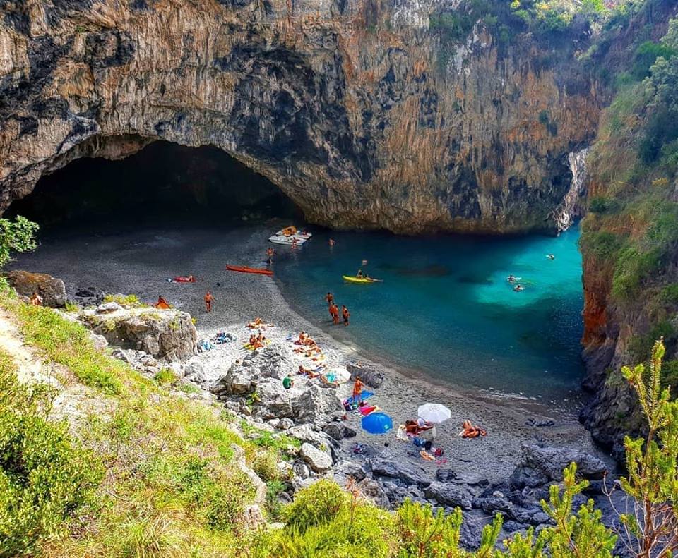 Storia di Scandale: Calabria mare - San Nicola Arcella