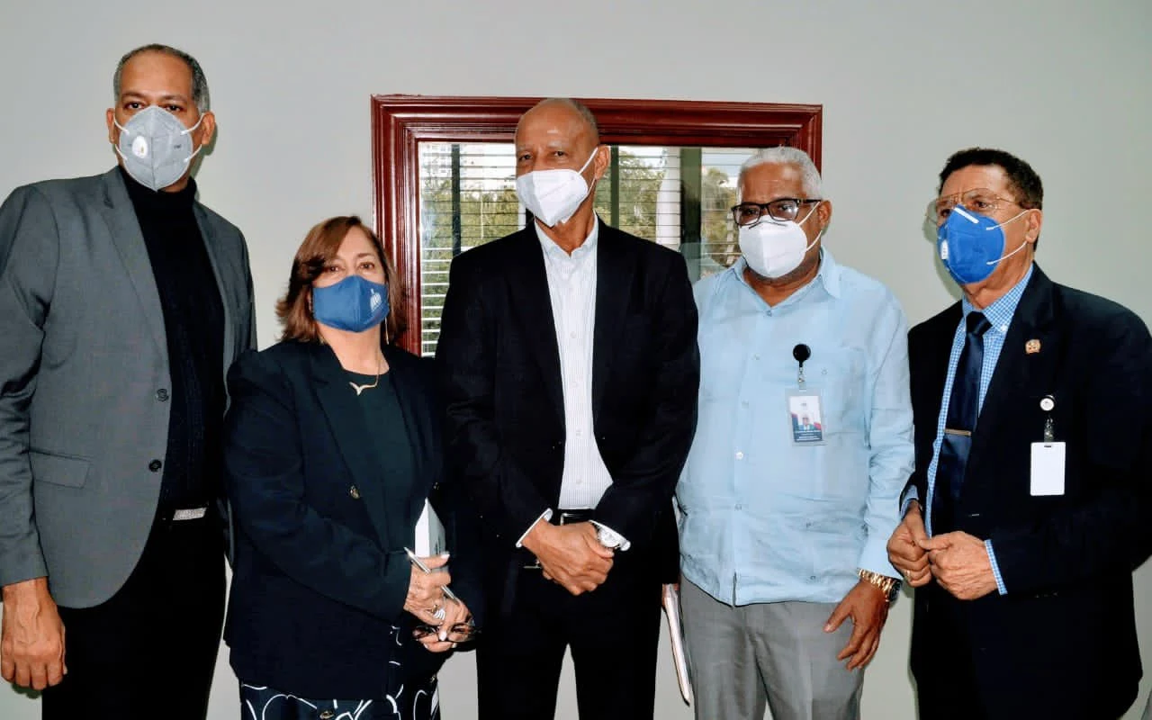Minerd interviene más de 600 escuelas en el Cibao para el retorno a ...