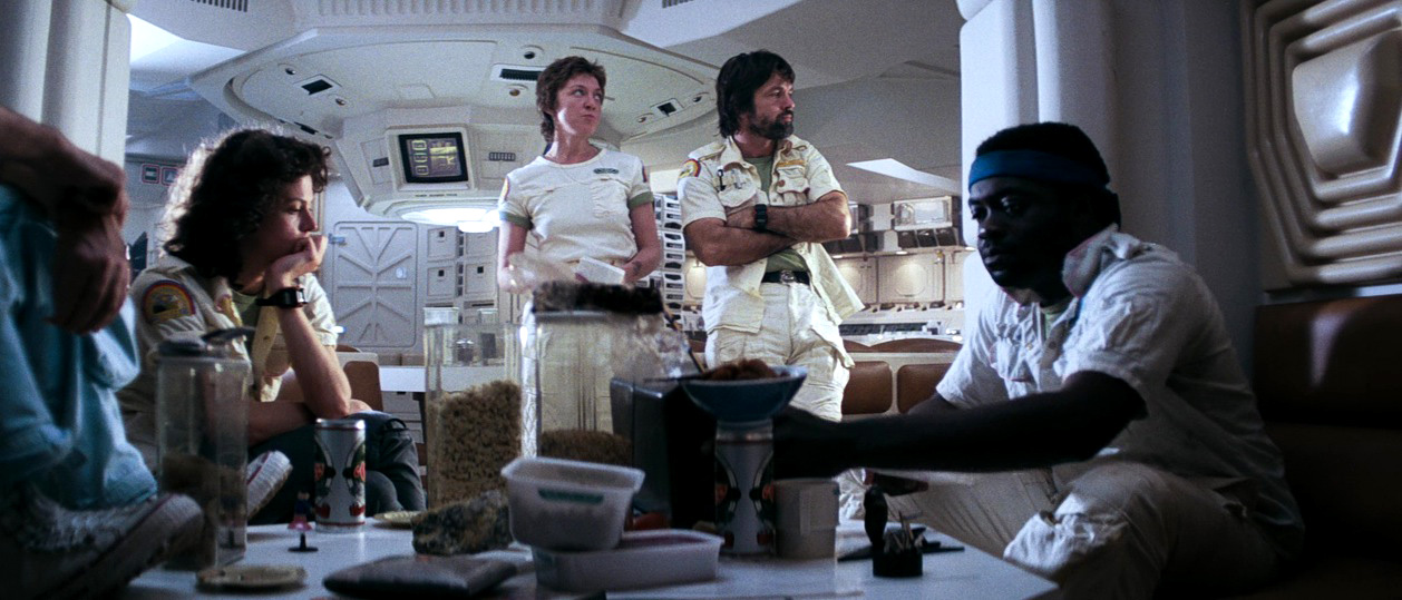 The Single-Minded Movie Blog: Alien vs. Prometheus: A Visual Comparison