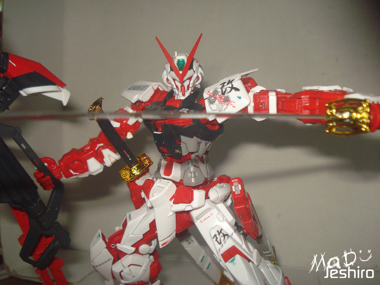 Mad Jeshiro | GUNPLA REVIEWS: Review 012: MG 1/100 Gundam Astray Red ...