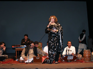 Pashto Cinema | Pashto Showbiz | Pashto Songs: Pashto Female Singer ...