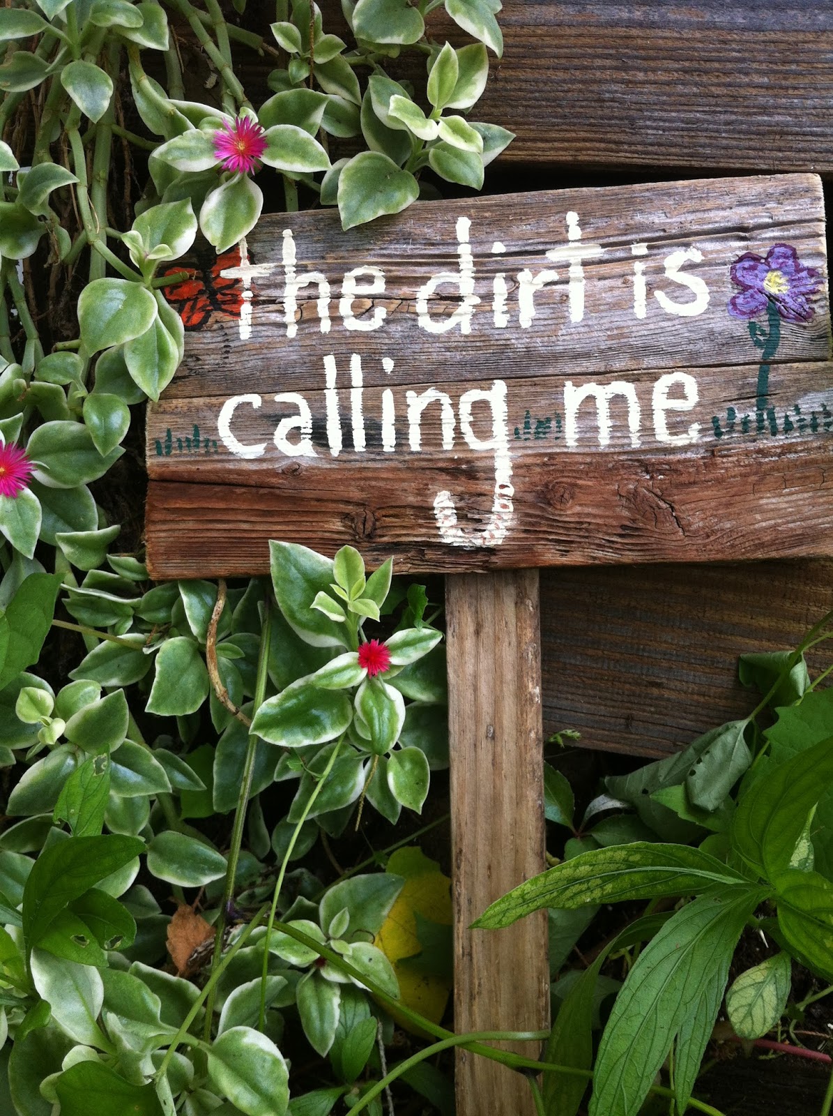 Thus Far: Pinterest and Pallet Sign