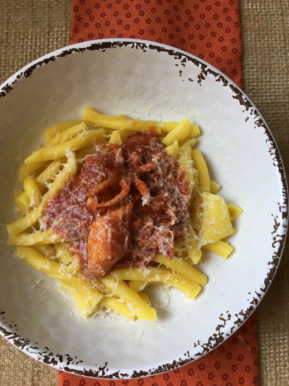 Comidas & Rumos: TORCHIETTI AO LIMONE COM MOLHO DE LULAS