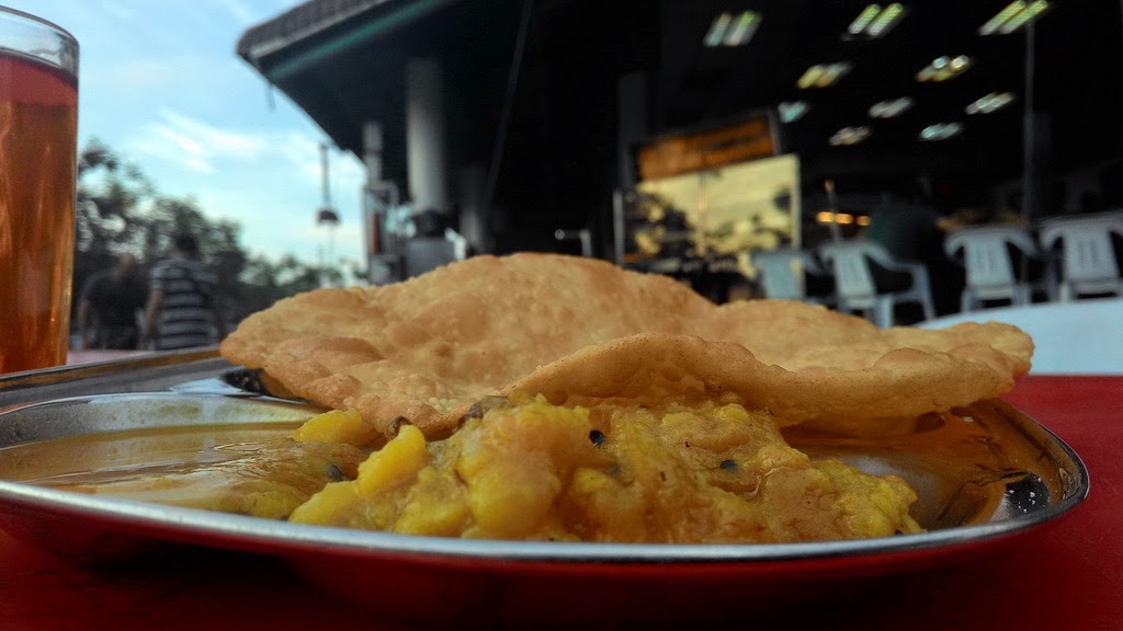 orangkecilorangbesar: Ronda Cari Roti – Puri di Bistro Mohamaad Kamunting