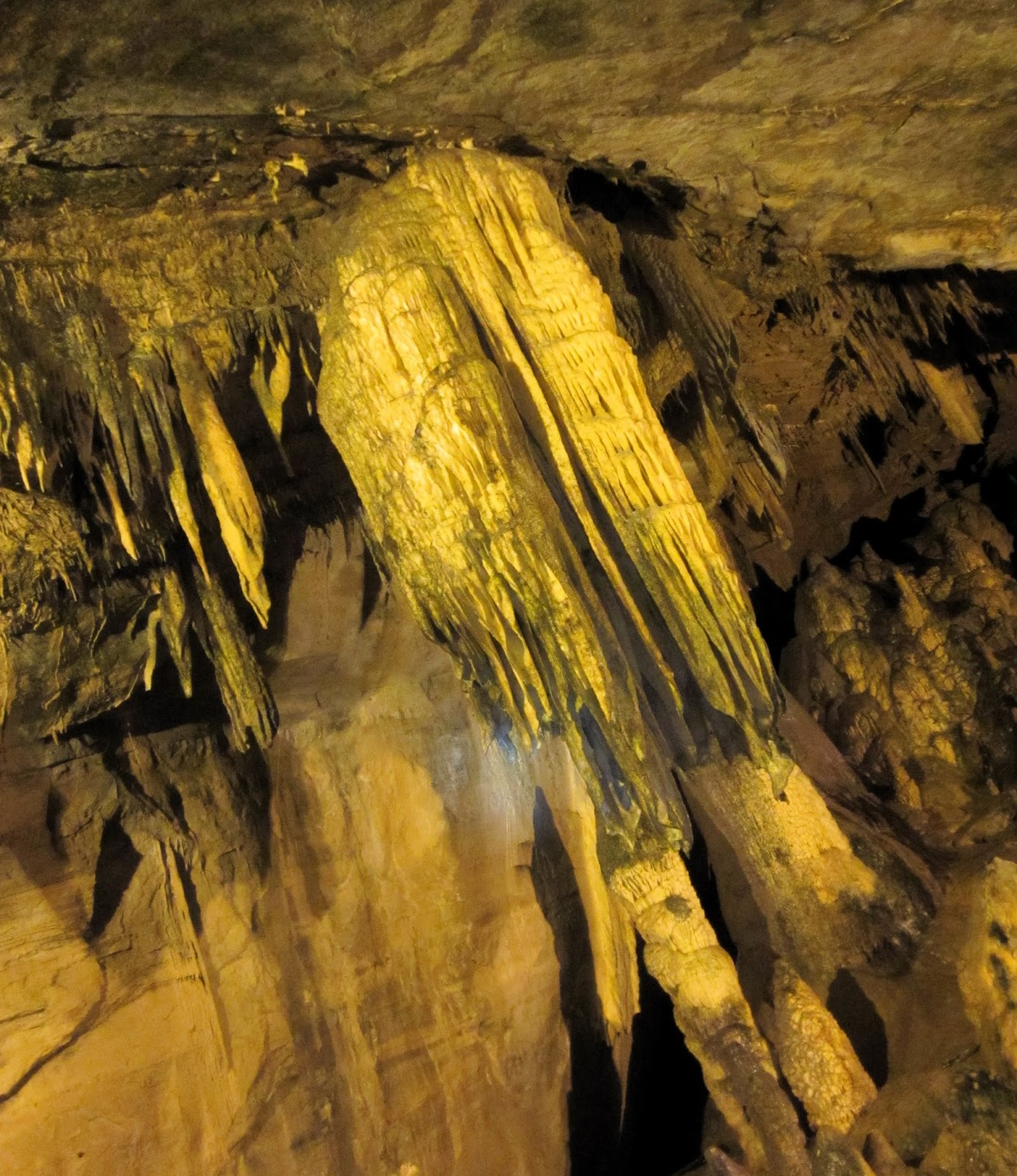 wacky tacky: The Lost World Caverns: Going to The Land of The Lost