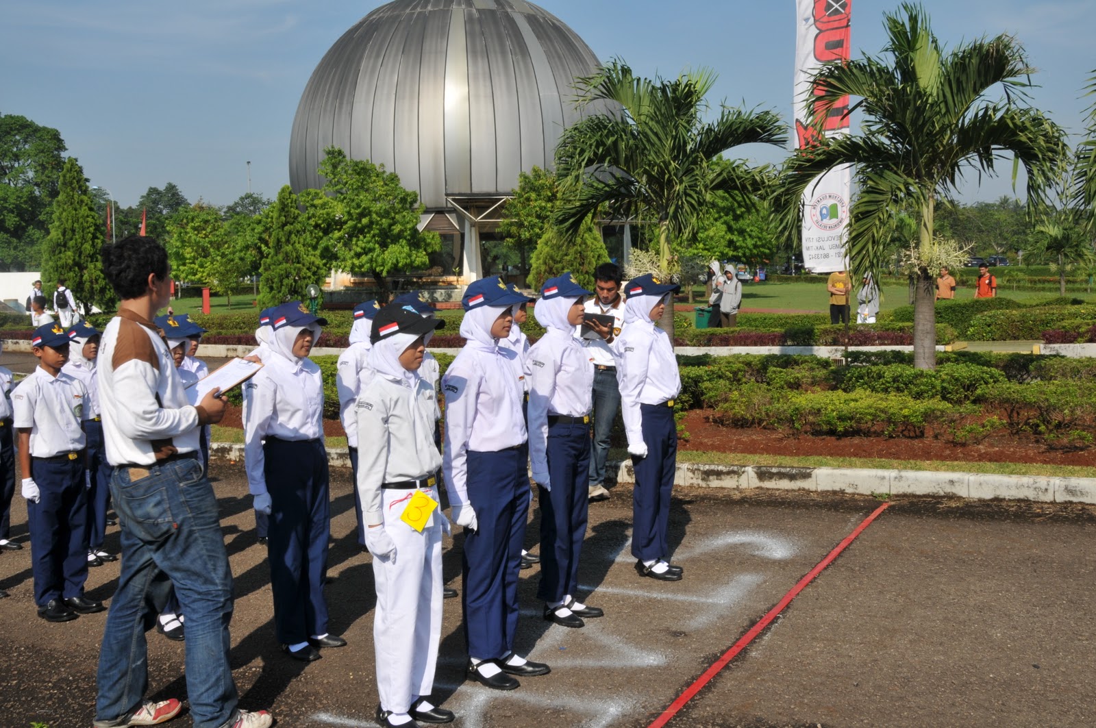 Paskibra SMA Negeri 61 Jakarta: Creativity of Paskibra ( CROPS) SMA ...