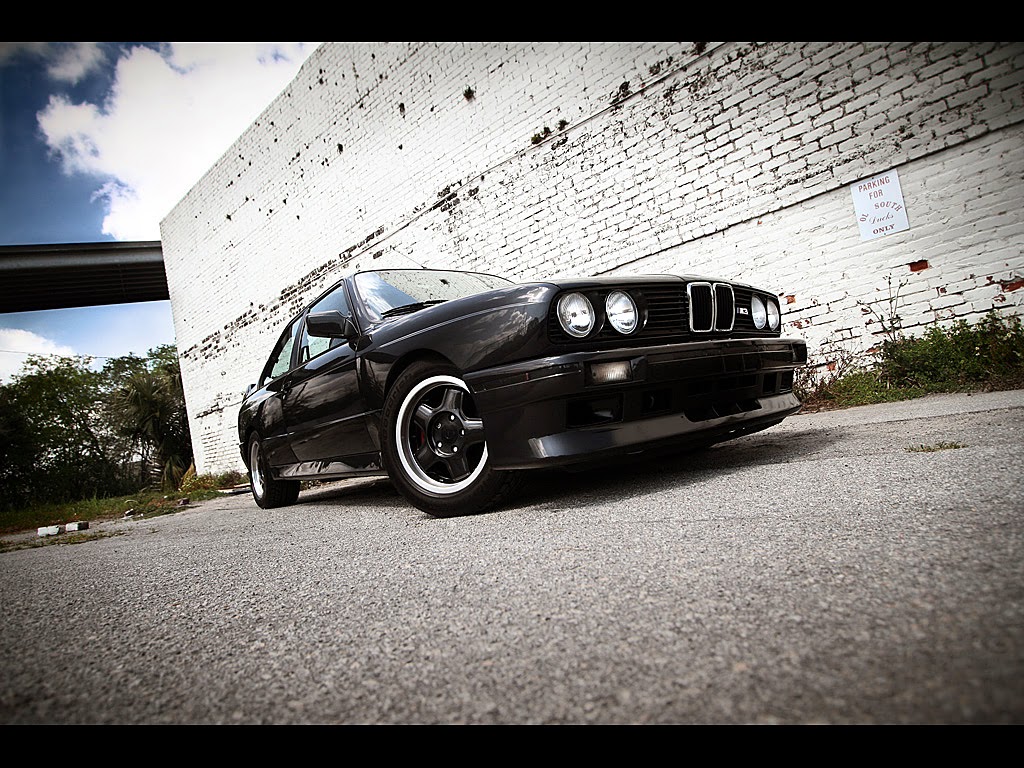 BMW e30 Review: BMW E30 Tuning