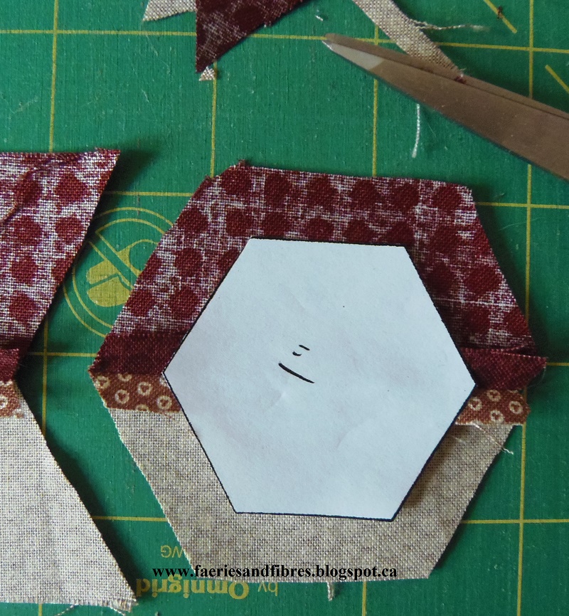 Faeries and Fibres: TUTORIAL: Fun with half and half hexagons