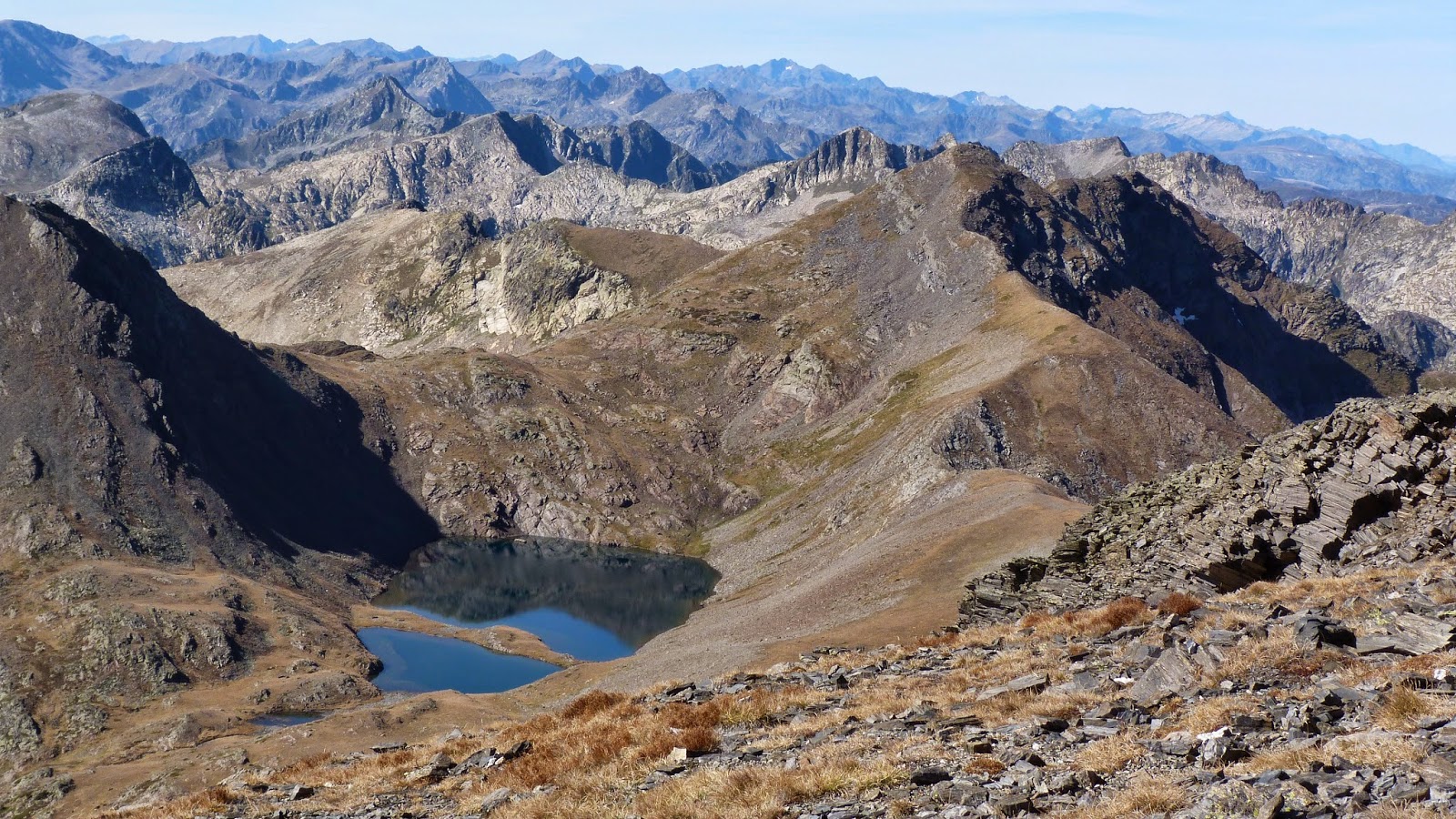 Pyrénées frontière sauvage: Randonnée Pic Péric (2810m) par l'arête Sud ...