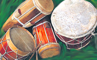 FOLKLORE: INSTRUMENTO TIPICO DEL FOLKLORE