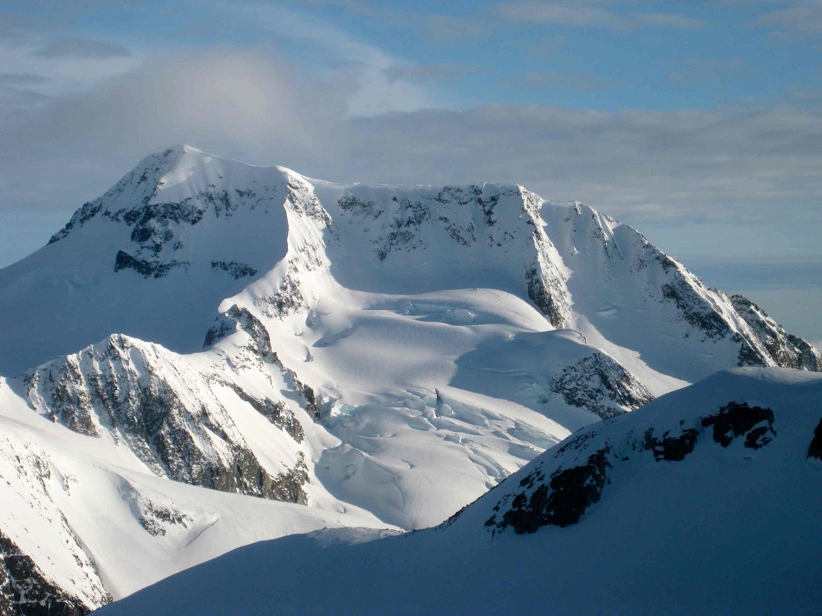 Mt Currie, Owls and Mt Weart ski expedition. | HundredGrandDan