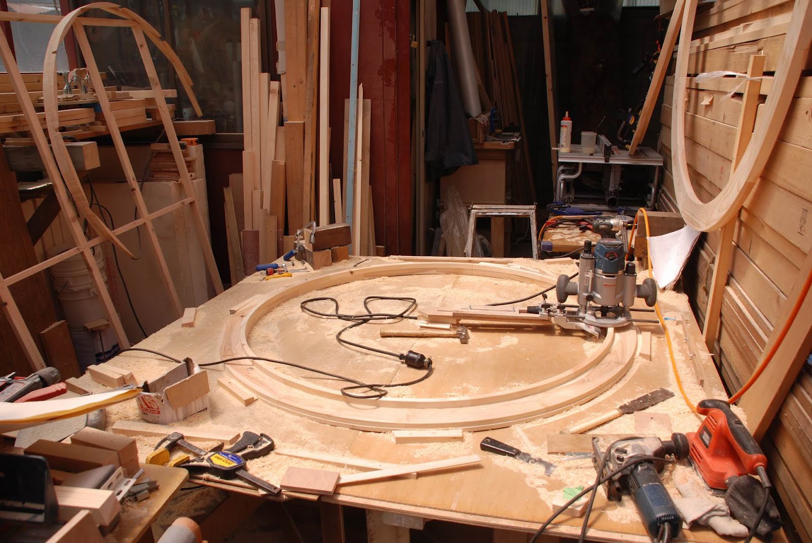 Our Japanese Eco-Kominka: Arnie makes a Japanese Circular Shoji Window.