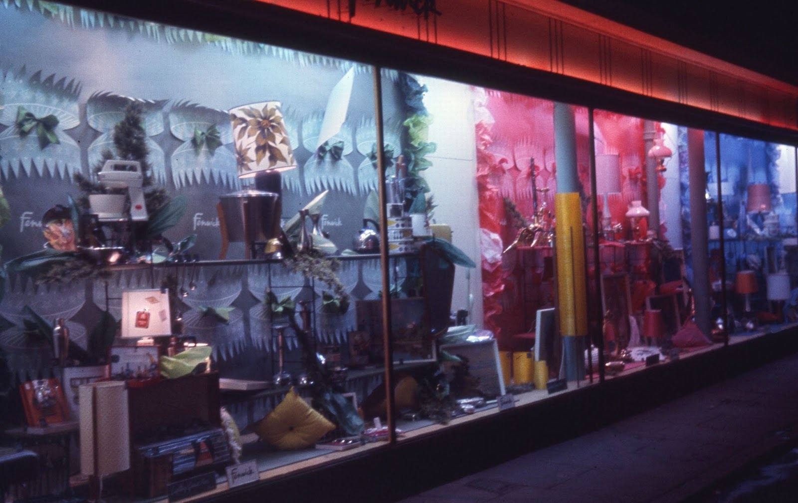 Wonderful Photos of Christmas Shop Fronts in Newcastle upon Tyne and ...