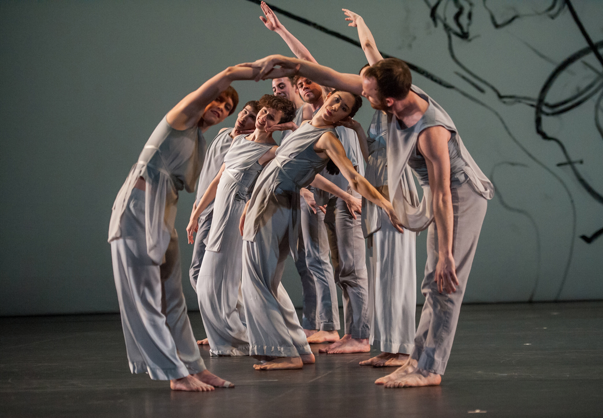 Dance Commentary by Heather Desaulniers: Trisha Brown Dance Company