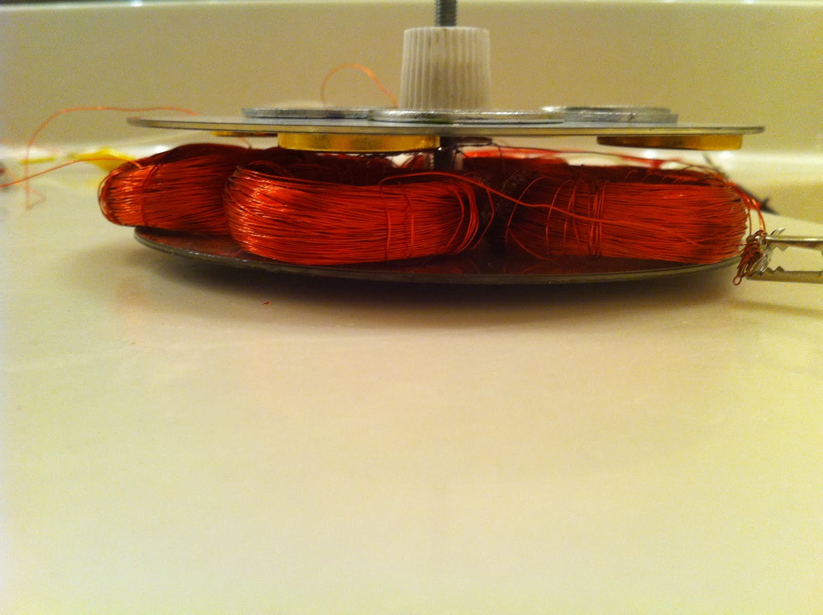 Rambling on Topics I Know Little About: A simple three phase generator