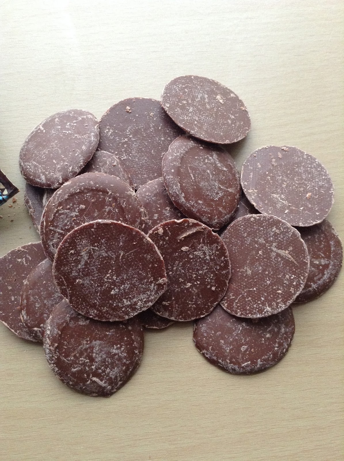 Chocologic No Added Sugar Giant Milk Chocolate Buttons